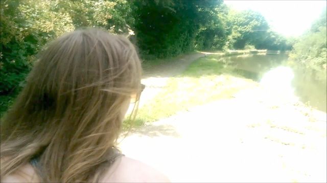 River Side Public Making Blow Job And Banging